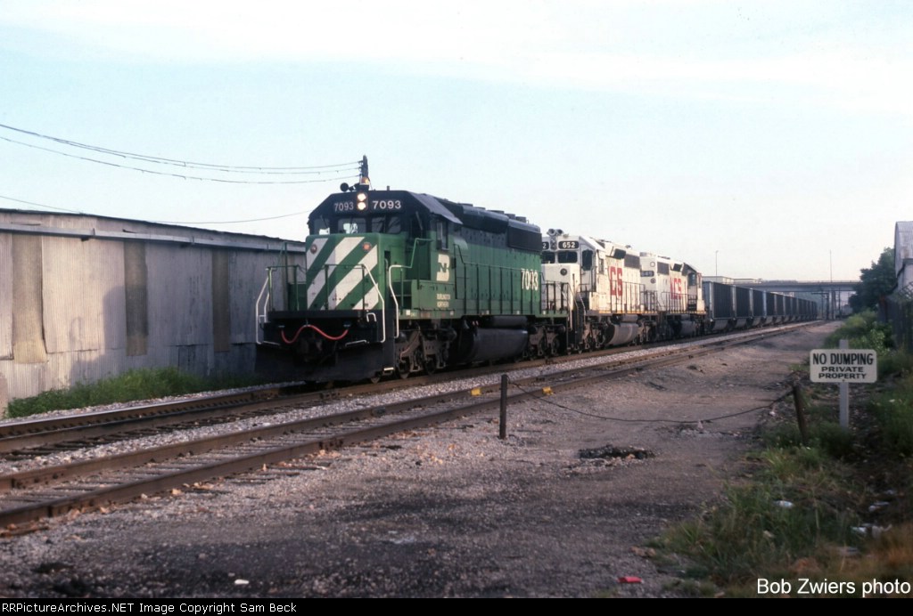 BN 7093, KCS 652, and 645 on Unit Coal